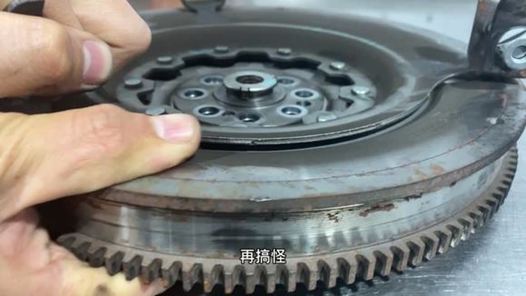 维修别克昂科威变速箱抖动故障,离合器多半是废了。