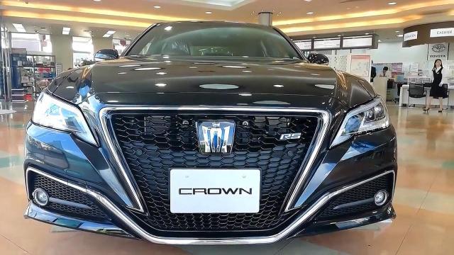 终于见到实车了!日本实拍丰田皇冠