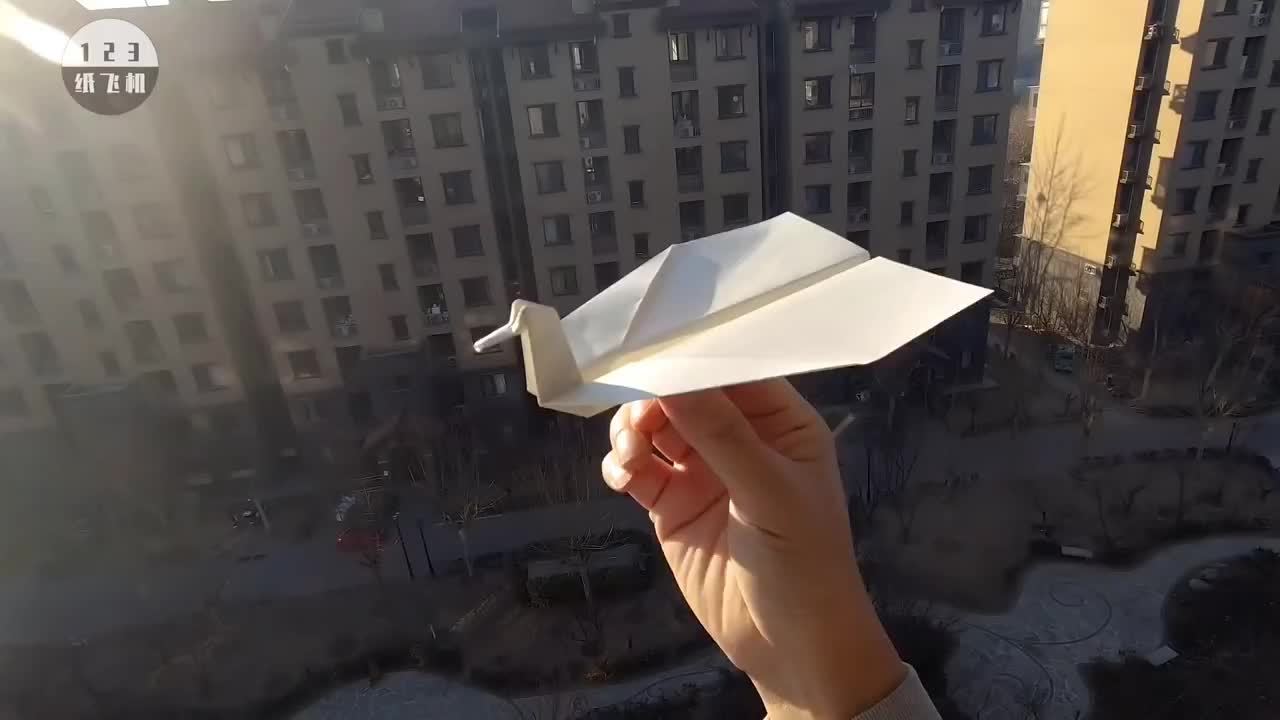 天鹅仿生纸飞机by纸飞机大师约翰.柯林斯