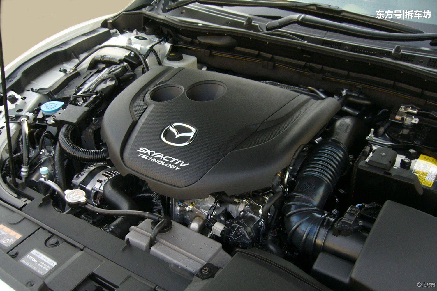 怠速500-600时发动机抖动是为什么?