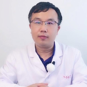 皮肤科医生孙欣 