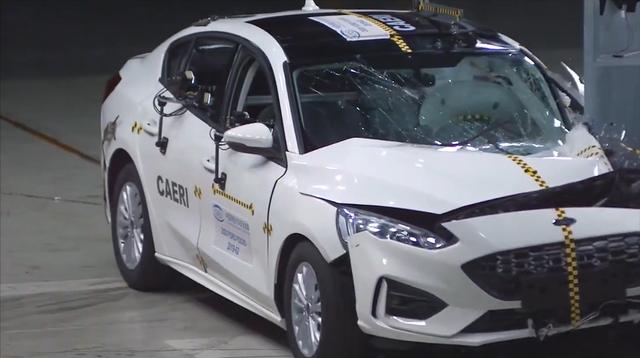 美系车就安全?福克斯中保研碰撞测试,你怎么看?