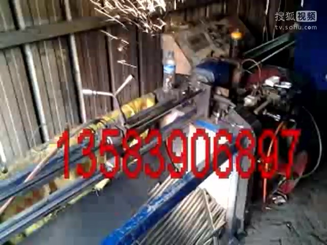 半自动不锈钢管切割机3