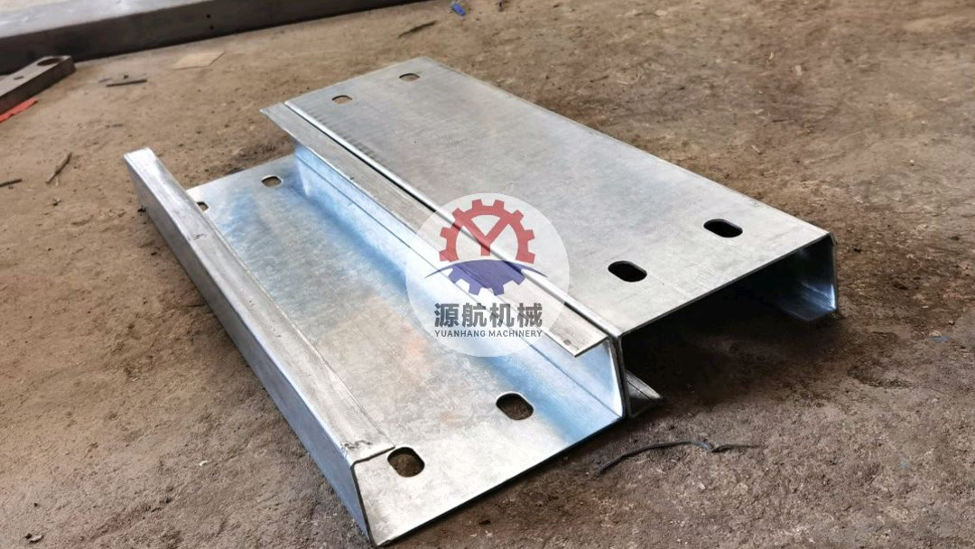 #c型钢机 #c型钢冲孔 #c字型钢机 c型槽,自动冲孔切断成型机,全自动...