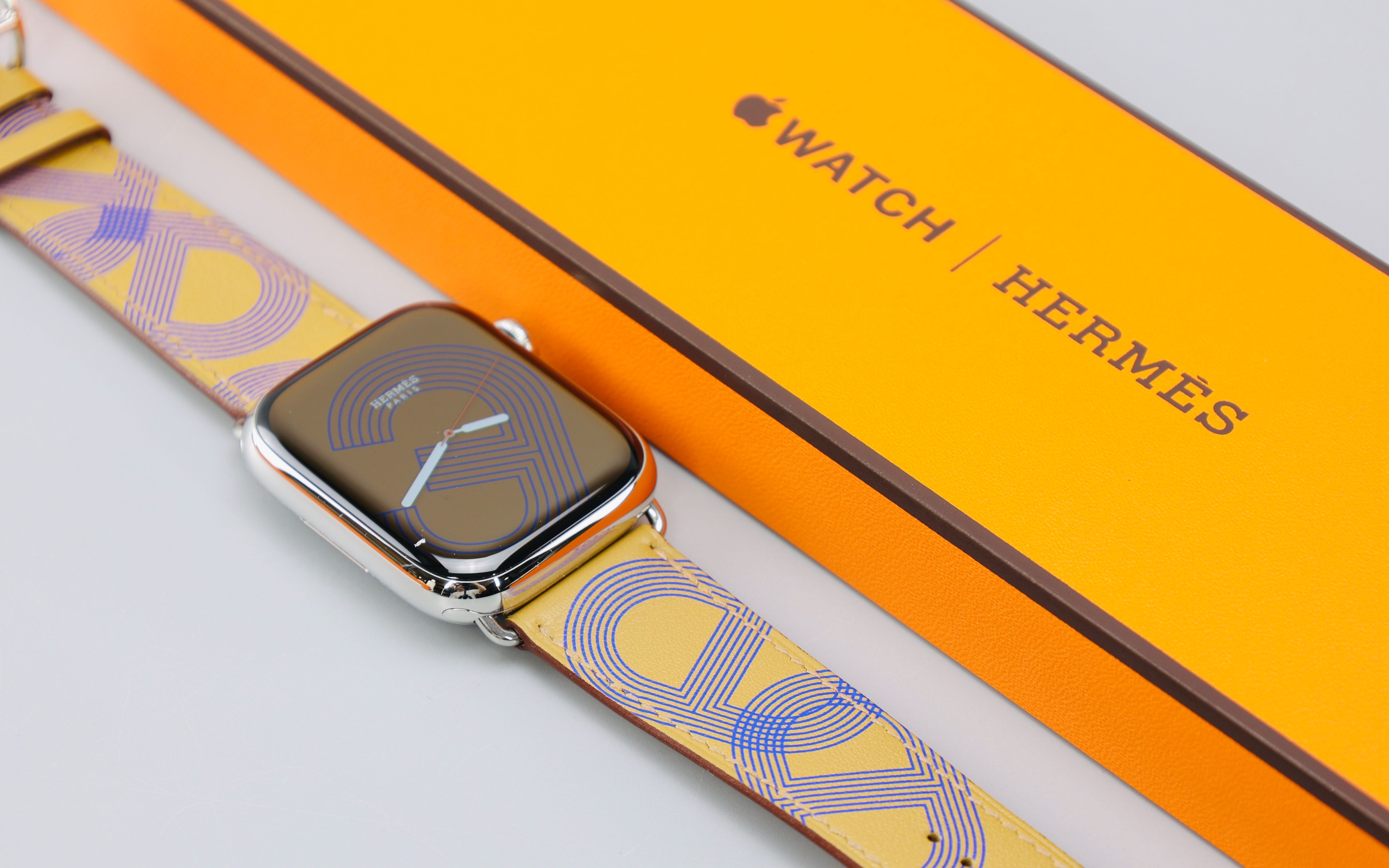 开箱一万多的爱马仕版Apple Watch Series 7,这么贵的手表是智商税吗...