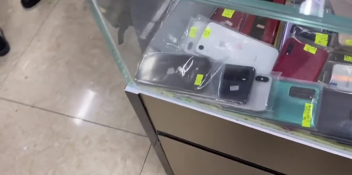 华强北二手手机,苹果11国行机器竟然和美版机器价格不相上下