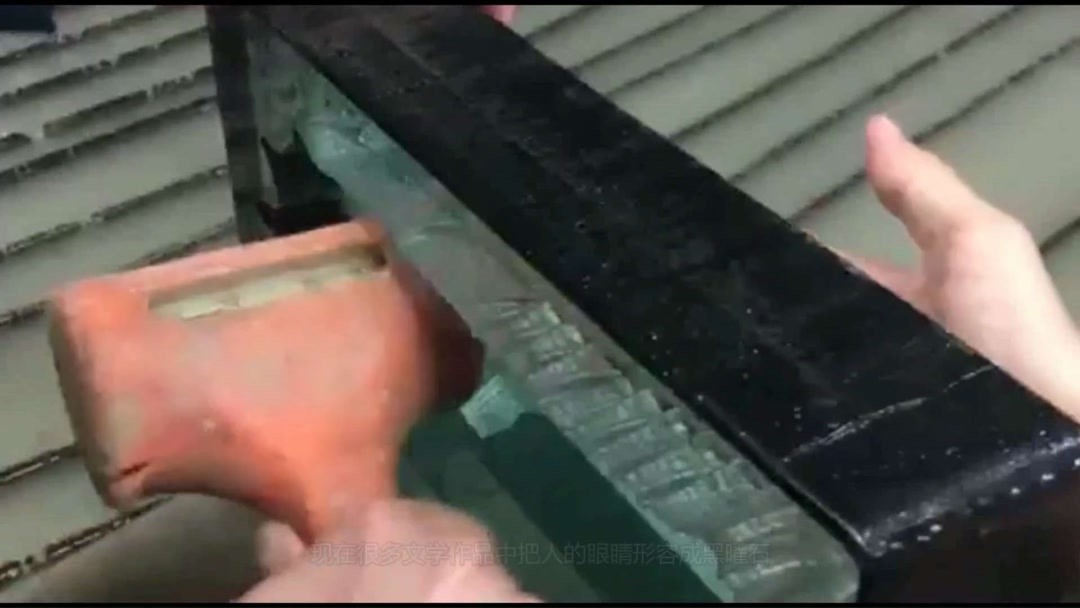 400兆帕的水刀威力有多强?看看55公斤铁砧的下场,长见识了