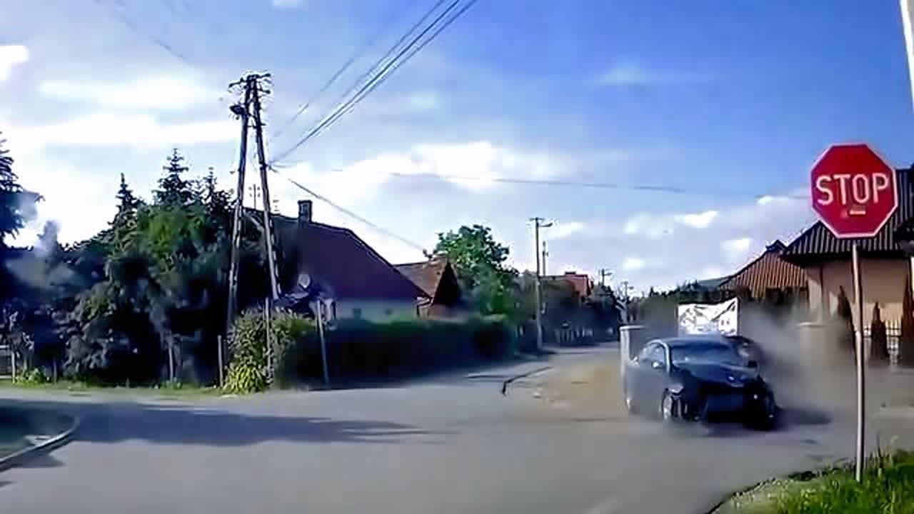 自行车意外事故合集真疼