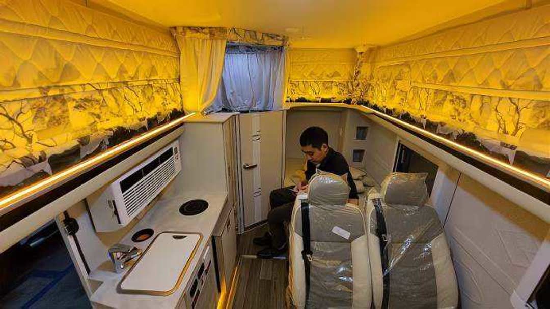 颜值吊打长城炮的越野升顶房车,定制版布局上市,能进地库好停车