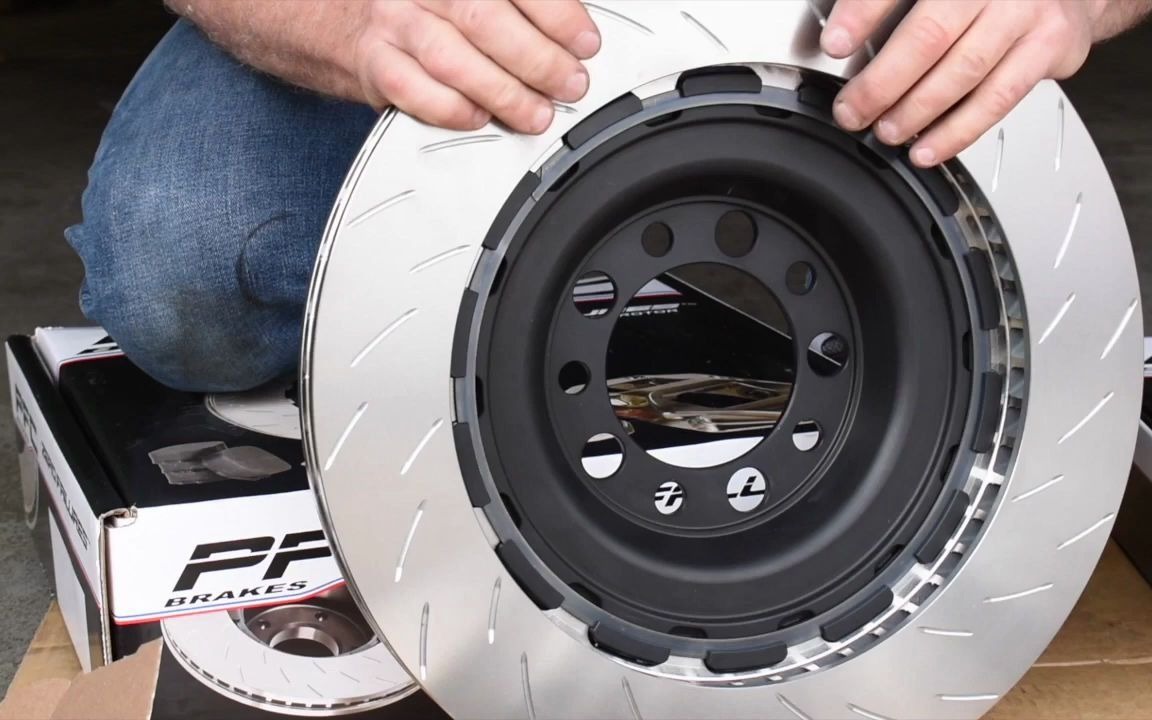 PFC刹车卡钳 改卡钳改前面还是后面 改装卡钳为啥只改前轮?