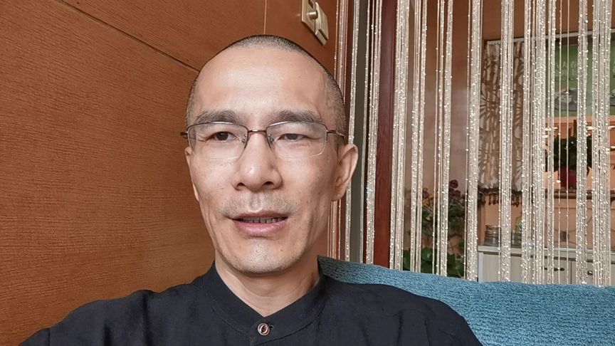 初次陌生拜访或拨打客户电话,恐惧、不自信?销售高手一招破解!