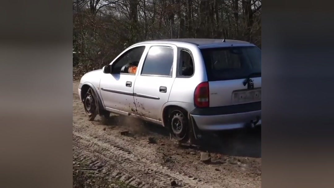 正方形车轮开起来啥效果?#实验#