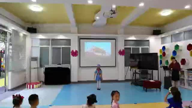 富有感情的朗诵,优美的舞蹈动作,我家的宝贝,你真的太棒了