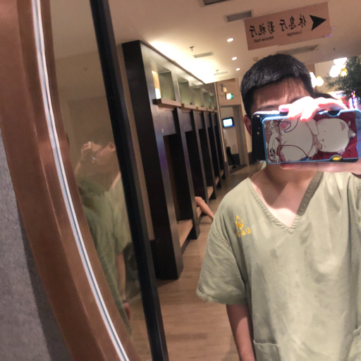 吕豆豆阿 
