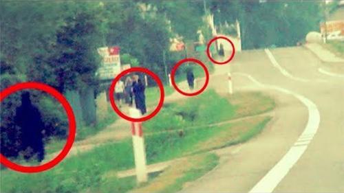 这些被录像机拍到的诡异巧合,会让人抓狂