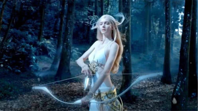 全球最美模特,16岁扮演精灵不用PS,气质令人称奇!