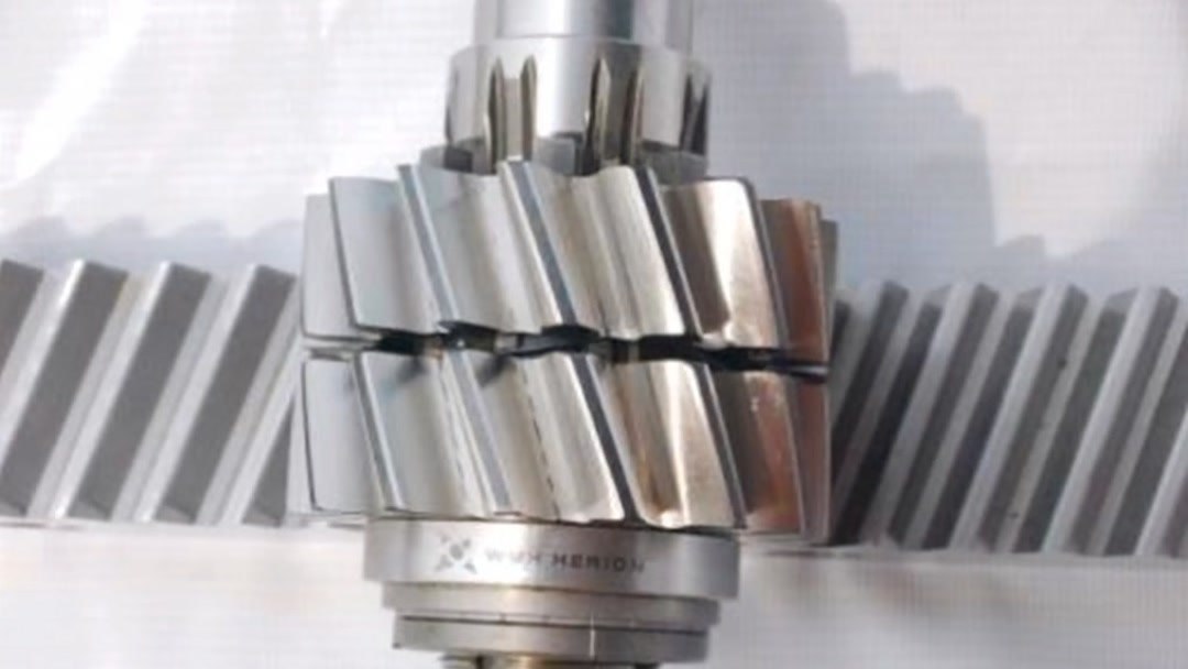 机械机构之美:齿轮齿条旋转机构的设计!机械设计教程传动设计!