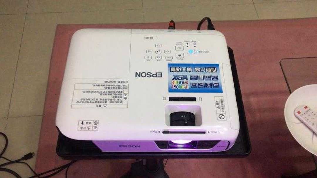 95成新灯泡才用695小时爱普生X31投影仪投影机比极米亮