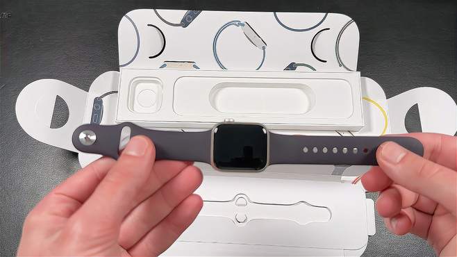 Apple Watch SE 2022 开箱,最便宜的苹果手表?一起来看看吧!