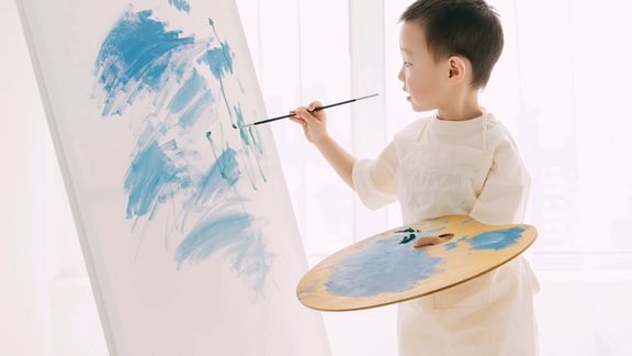 清澈如你✨用一支行云流水的画笔,在水墨流动间,画出你的纯真。