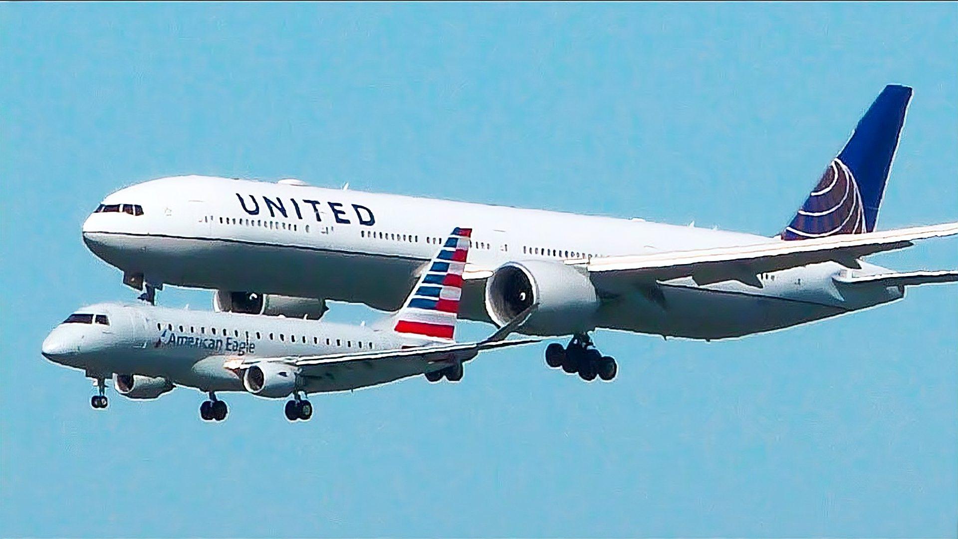 大型客机VS小型客机,谁才是航空业的未来?