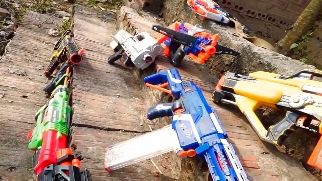 真人CS:神级装备库,全都是武器