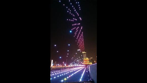 飞模掉下来好看又危险