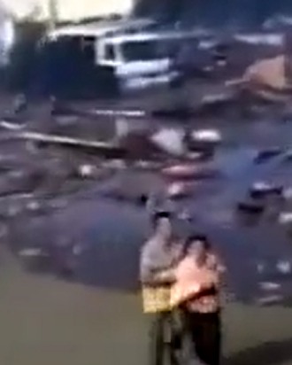 实拍:印尼海啸,人为什么逃不掉!