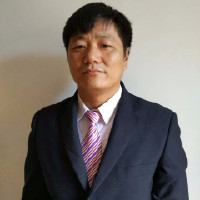 吕本现 