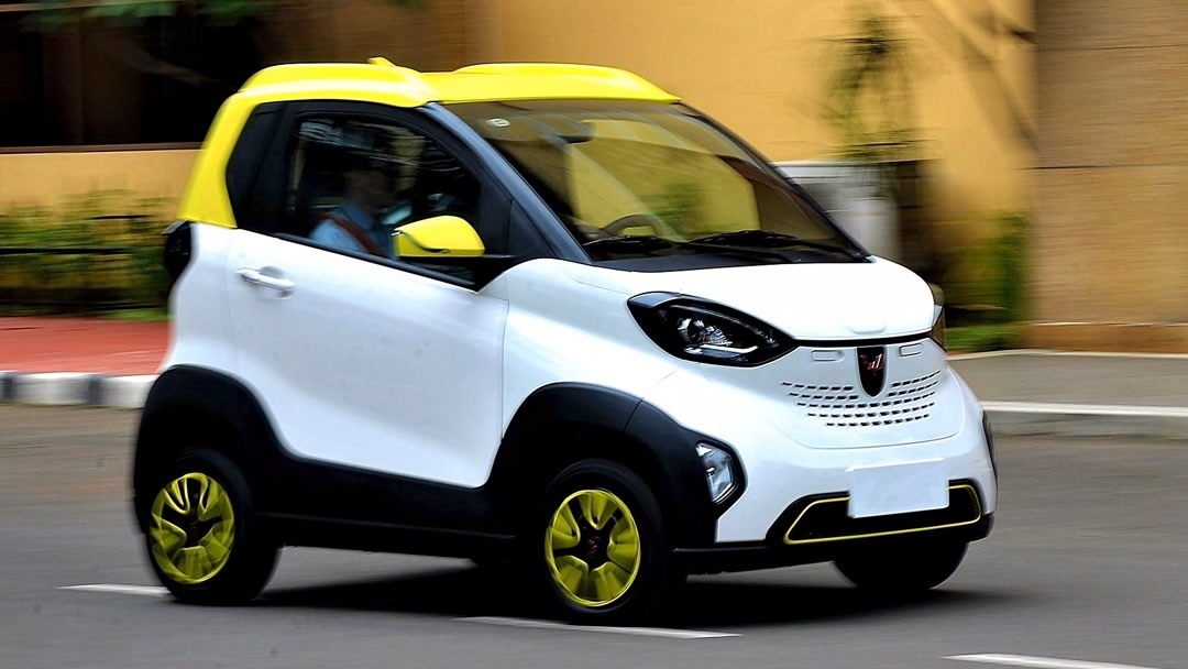 有它还骑啥摩托!国产smart仅3.58万,还能遮风挡雨,适合代步