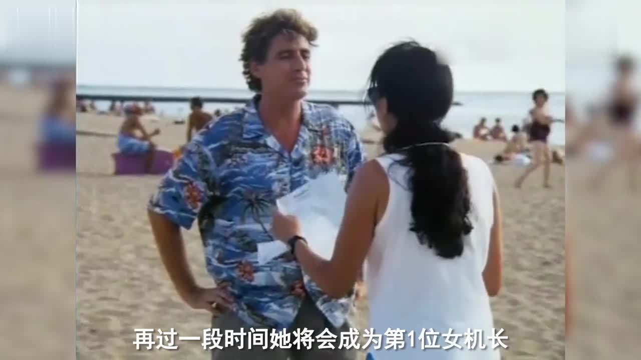 根据真实事件改编!飞机飞一半秒变敞篷,比《中国机长》更危险