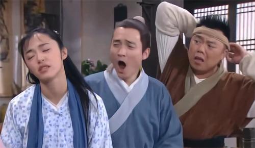 武林外传:给客栈打工越来越难,天刚亮就被喊醒,伙计们全怒了