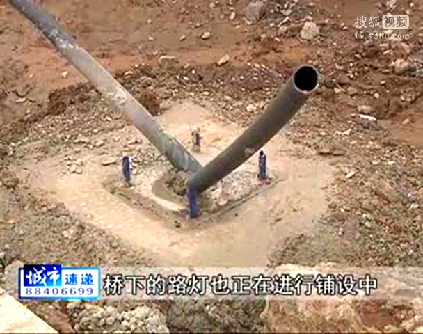 “两横三纵”路灯安装 桥上基本实现亮灯