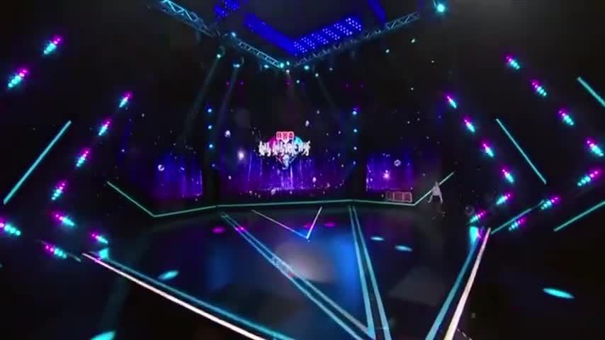 26岁妈妈表演舞蹈《动感单车》,阳光活力感染观察员丨妈妈咪呀