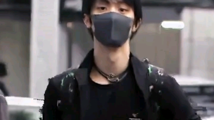 【羽生结弦】“是宣布了退役但选择了表演滑羽生结弦还会继续留在...