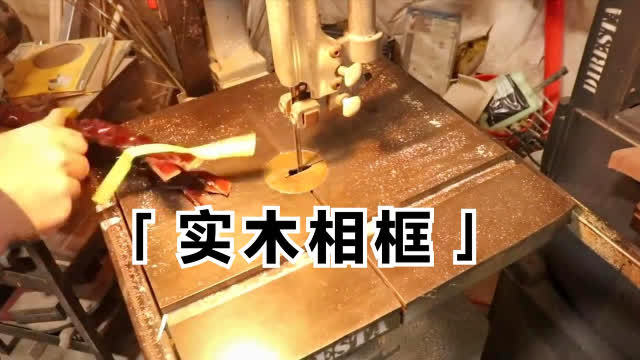 用木头制作“实木相框”,这比摄影店的好多了,价格还便宜!