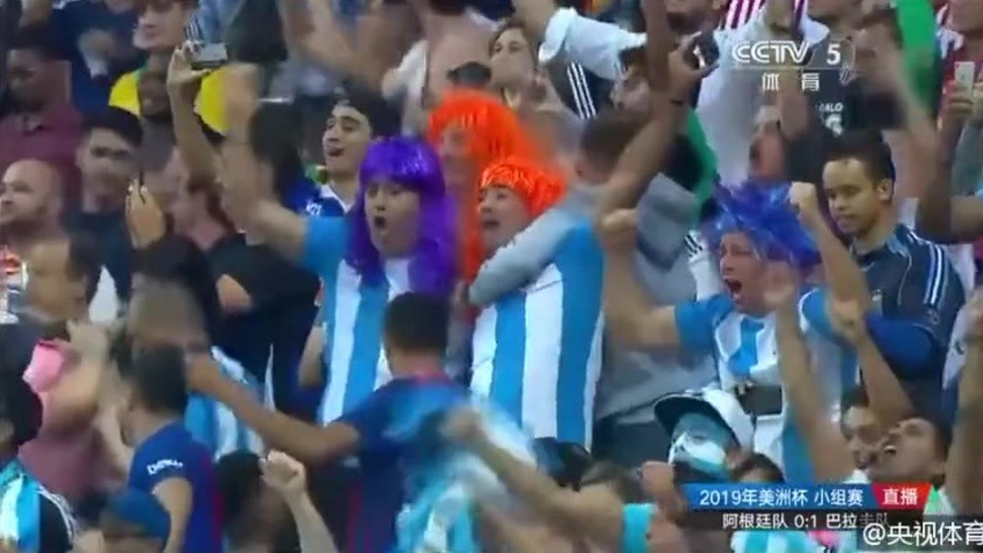 劳塔罗造点 梅西点球破门 阿根廷将比分扳为1-1平