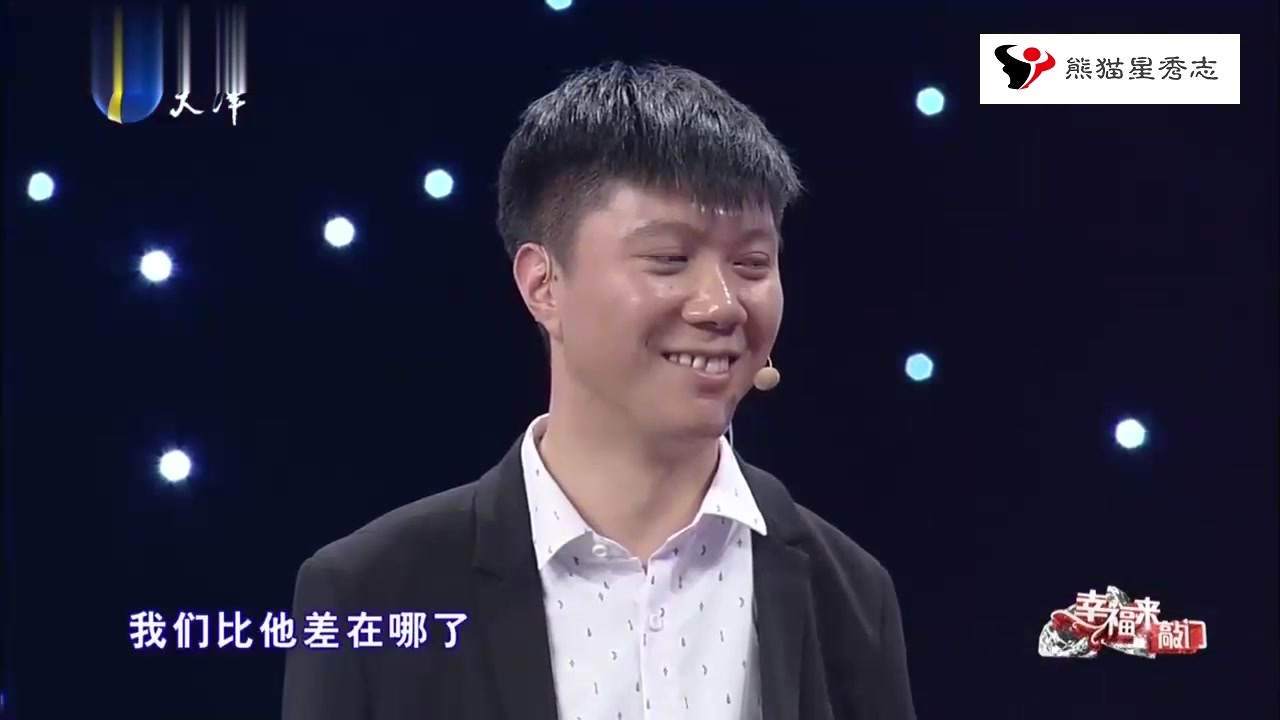 无臂小伙坚强生活,努力用脚完成生活所需,涂磊的回答很暖心