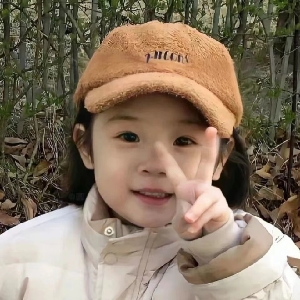 小兔爱吃糯米糍 