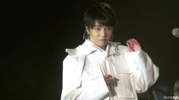 2018年跨年演唱会,一起看看华晨宇彩排时萌萌的样子