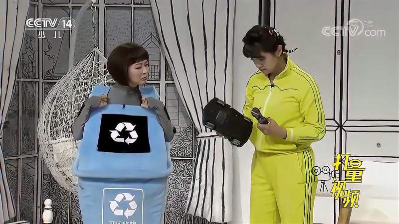 垃圾分类要分清,废旧电池能扔进可回收垃圾桶吗?|大风车