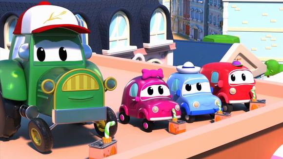 18. 儿童动画- 拖拉机本掉在一个空中铲斗上了 -汽车城超级卡车!