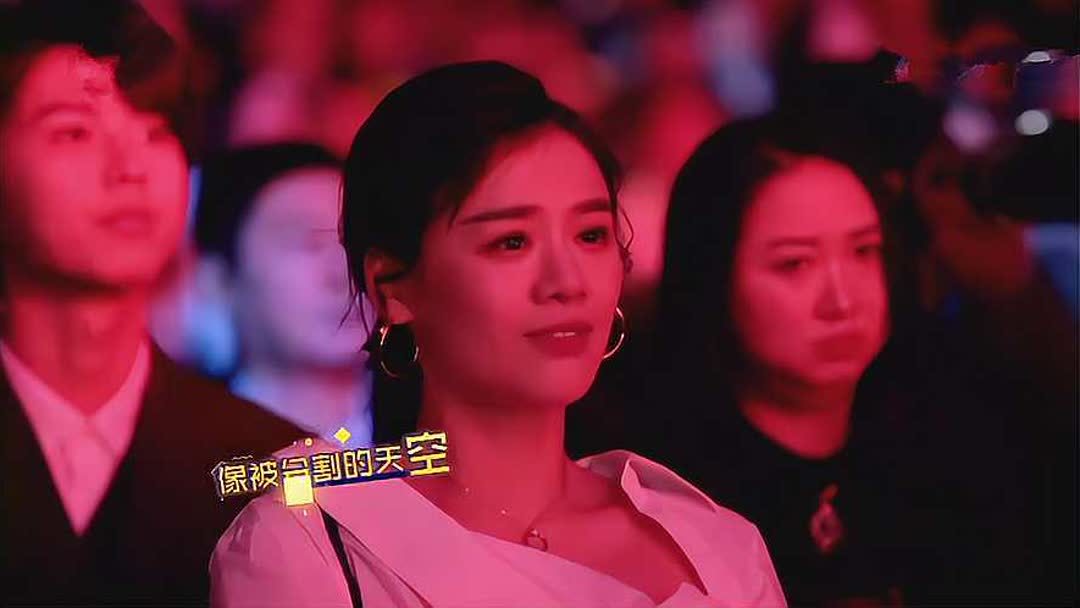 王源《长大以后的世界》,整个舞台都是你的了!马思纯都入迷了!