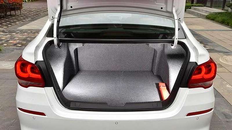 花7万多块买啥合资车?自动挡包上牌,比来比去,这车真值