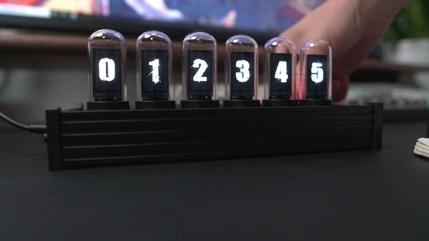 RGB拟辉光管时钟,男孩子都会心动吧#数码 #桌面 #桌面好物