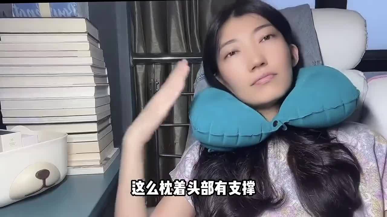 ...小睡用它,出差旅行自驾游也用它,便携柔软很舒服#u型枕 #午休枕 #颈枕