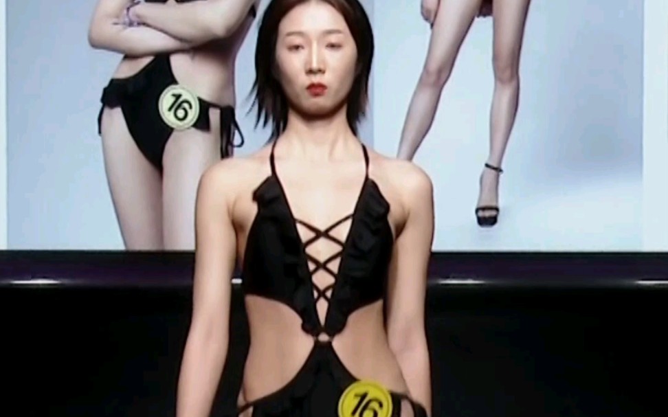 2022年时尚大赏:RELLECIGA泳装性感闪耀第六届中国大学生服装模特...