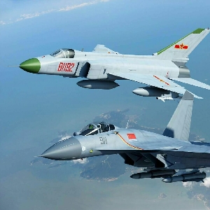 不知道该起啥名的提督 