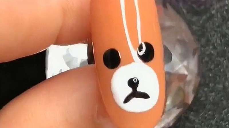 美甲达人:可爱熊简单画法,自己也能做,少女心都被融化了