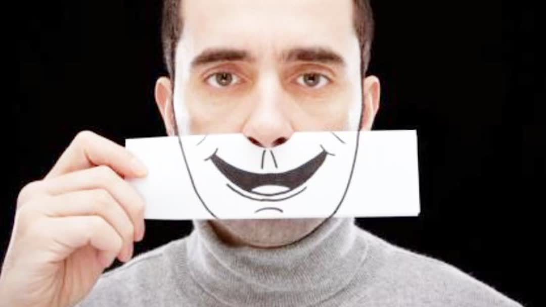 双眼经常模糊?可能是这3种原因,看看你在不在其中